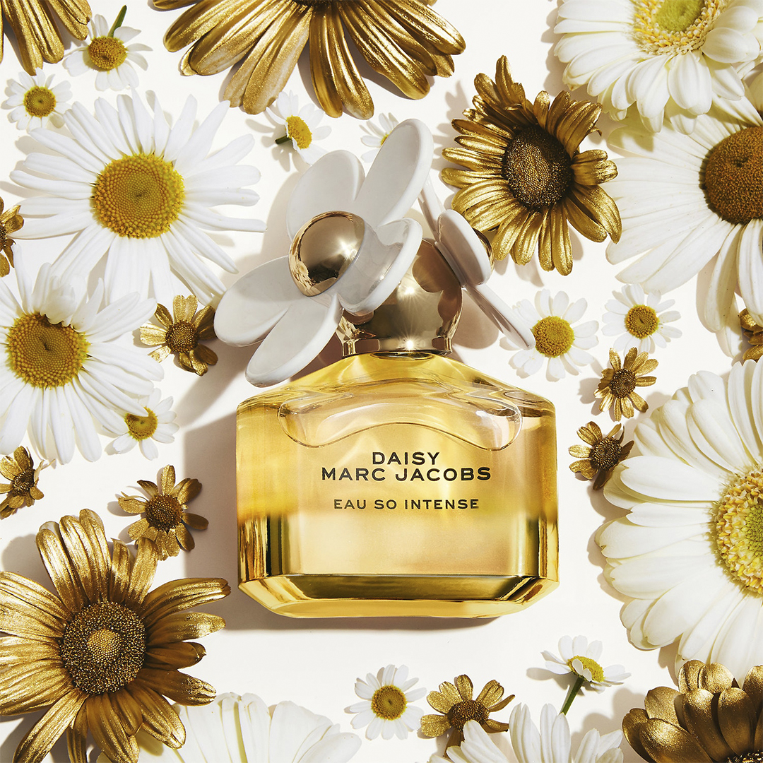10 Summer Perfumes To Keep You Smelling Great All Season